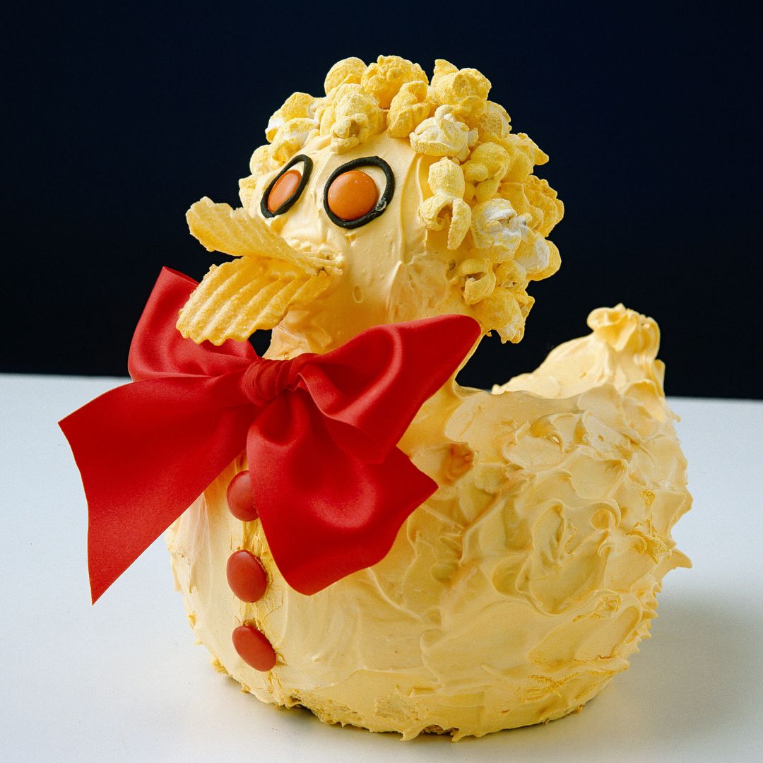 Step-by-Step Guide to Making A Duck Cake – Build a Birthday NZ